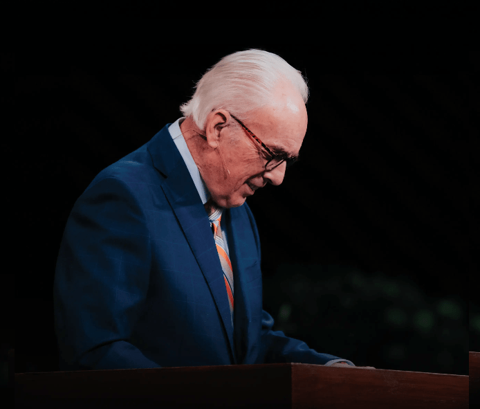 Remembering and Respecting the Life and Ministry of John MacArthur (1939 - 2025) - Grace Church ...